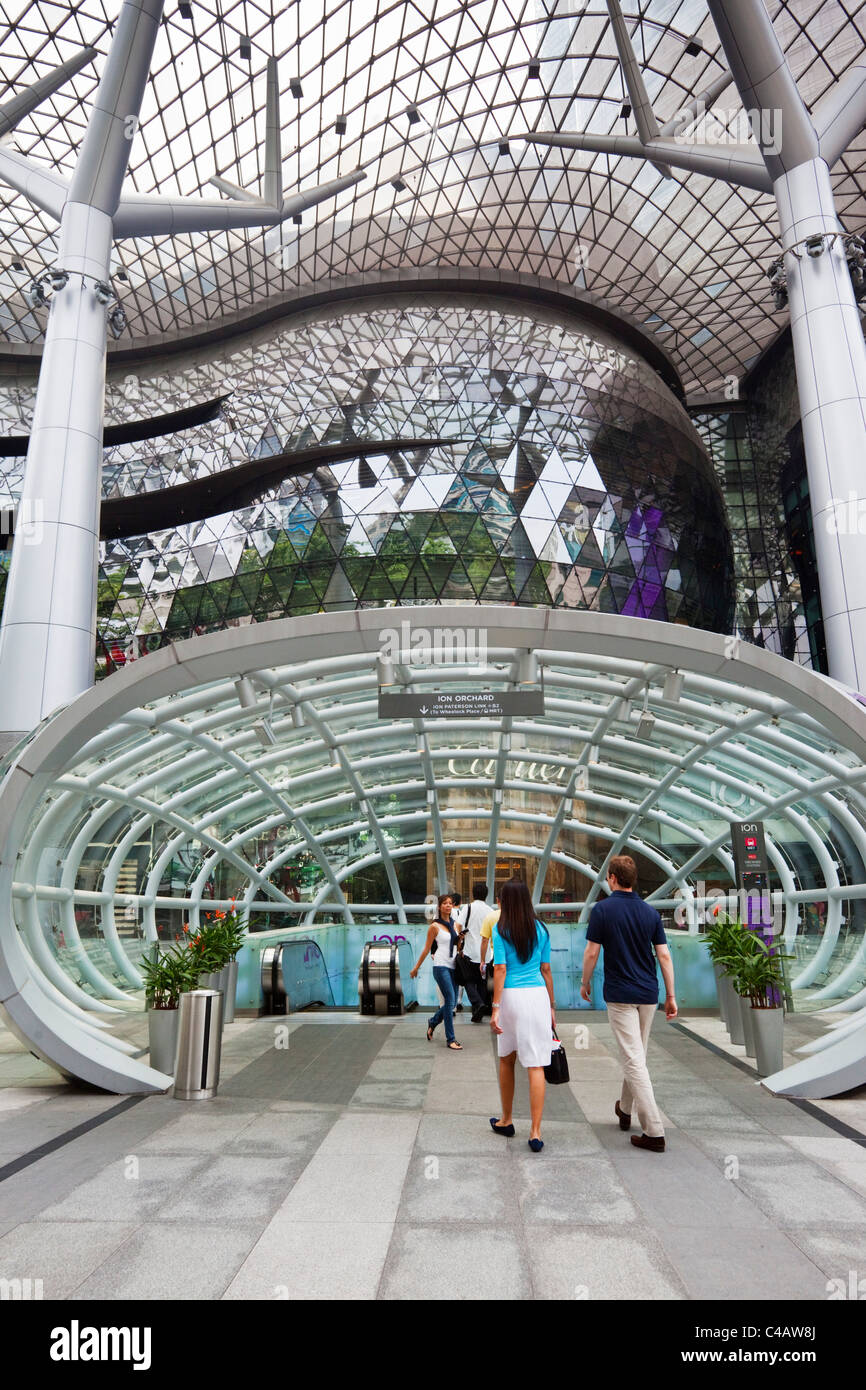 Orchard road singapore hi-res stock photography and images - Alamy