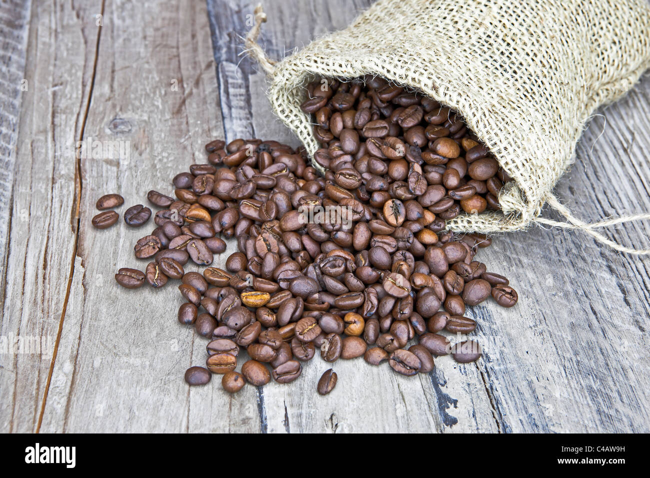 Wood aromatic jute coffee hi-res stock photography and images - Alamy