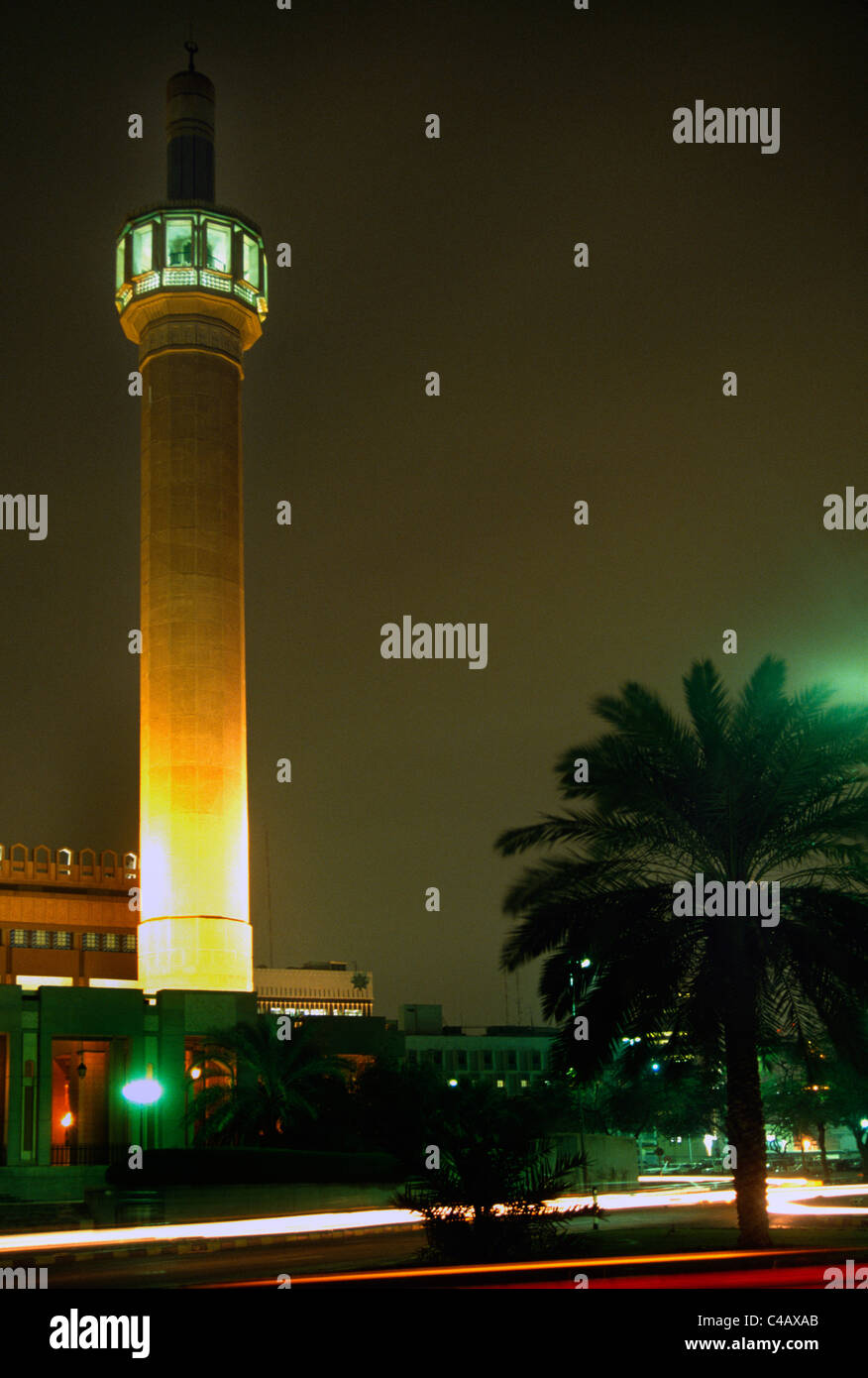Kuwait state mosque hi-res stock photography and images - Alamy