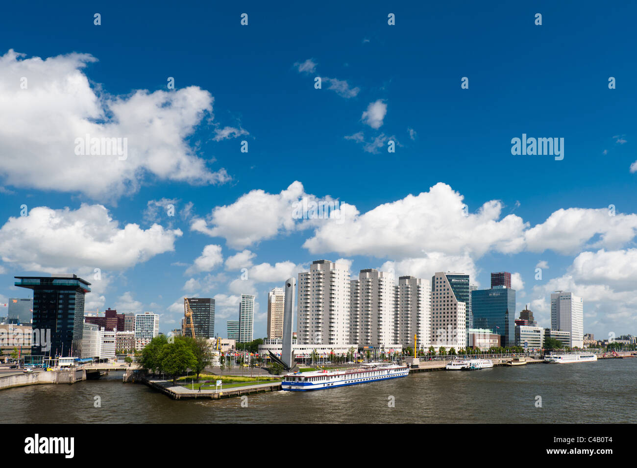 Rotterdam skyline hi-res stock photography and images - Alamy