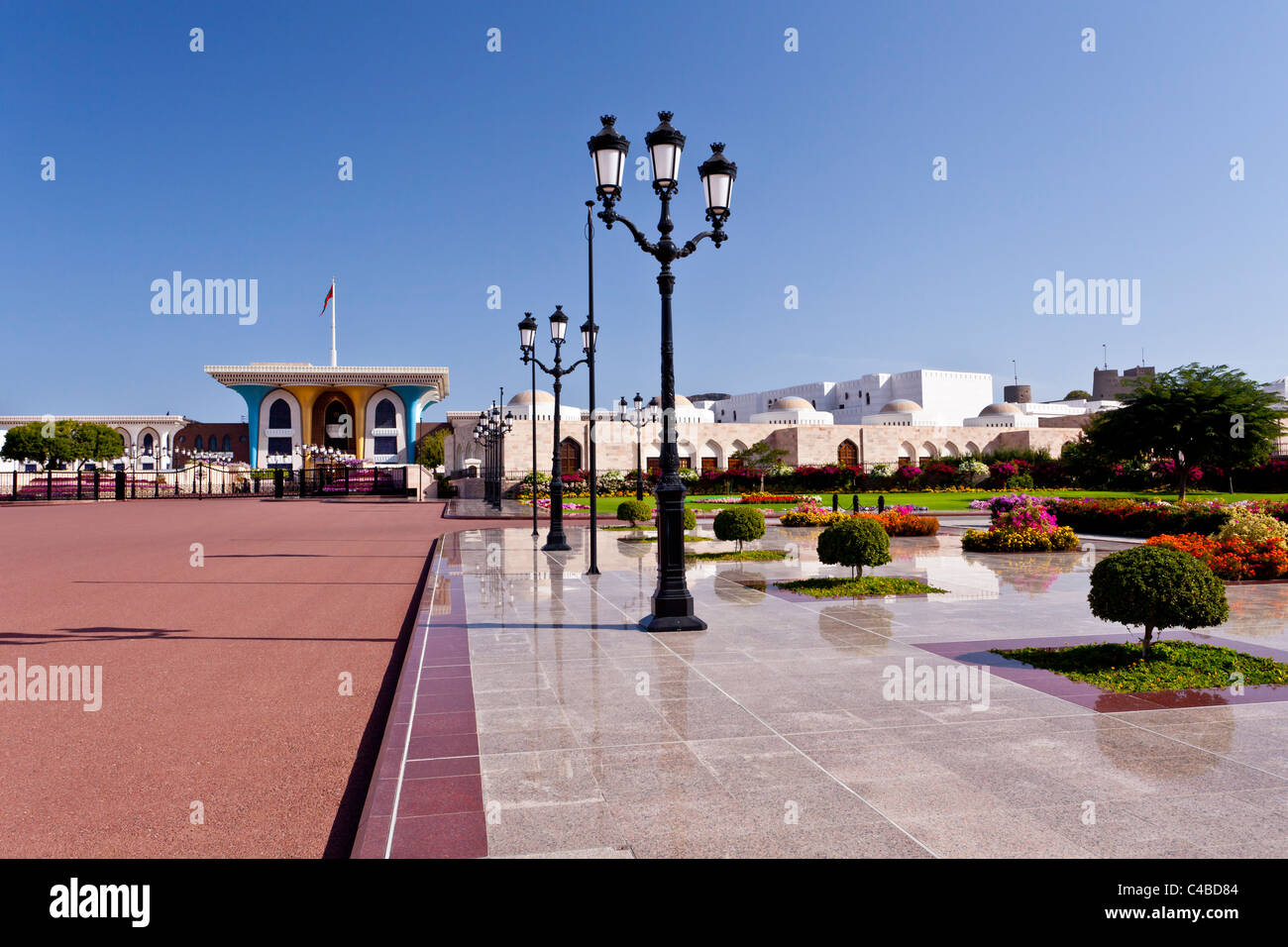 Al Alam palace promenade in Muscat, Oman, Persian Gulf Stock Photo - Alamy