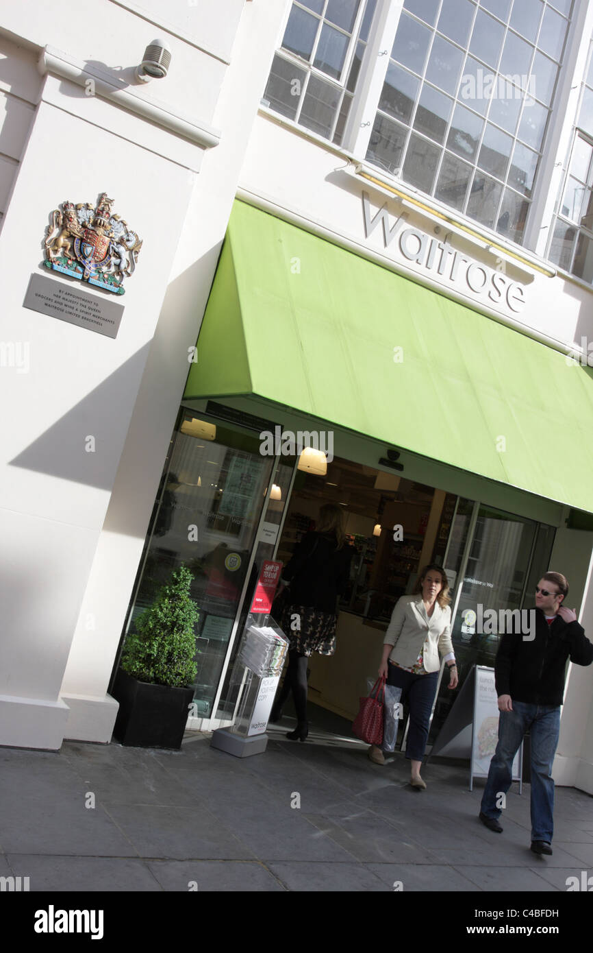 Waitrose Royal Warrant High Resolution Stock Photography and Images - Alamy
