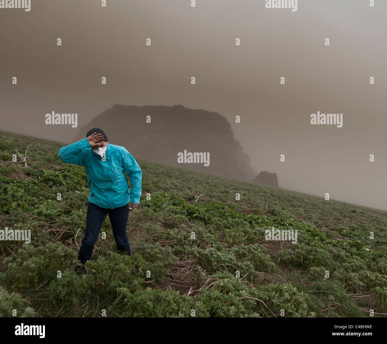 Ash plume mask hi-res stock photography and images - Alamy