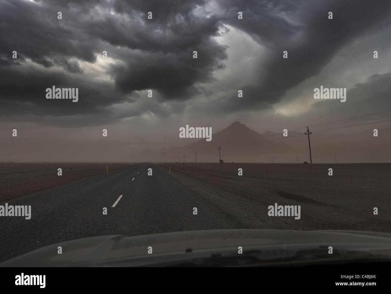 Ash fall from Grimsvotn Volcanic Eruption in the Vatnajokull Glacier ...
