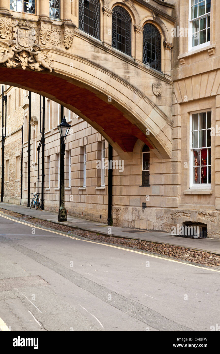 Hertford Bridge known as the Bridge of Sighs, Hertford College, Oxford ...