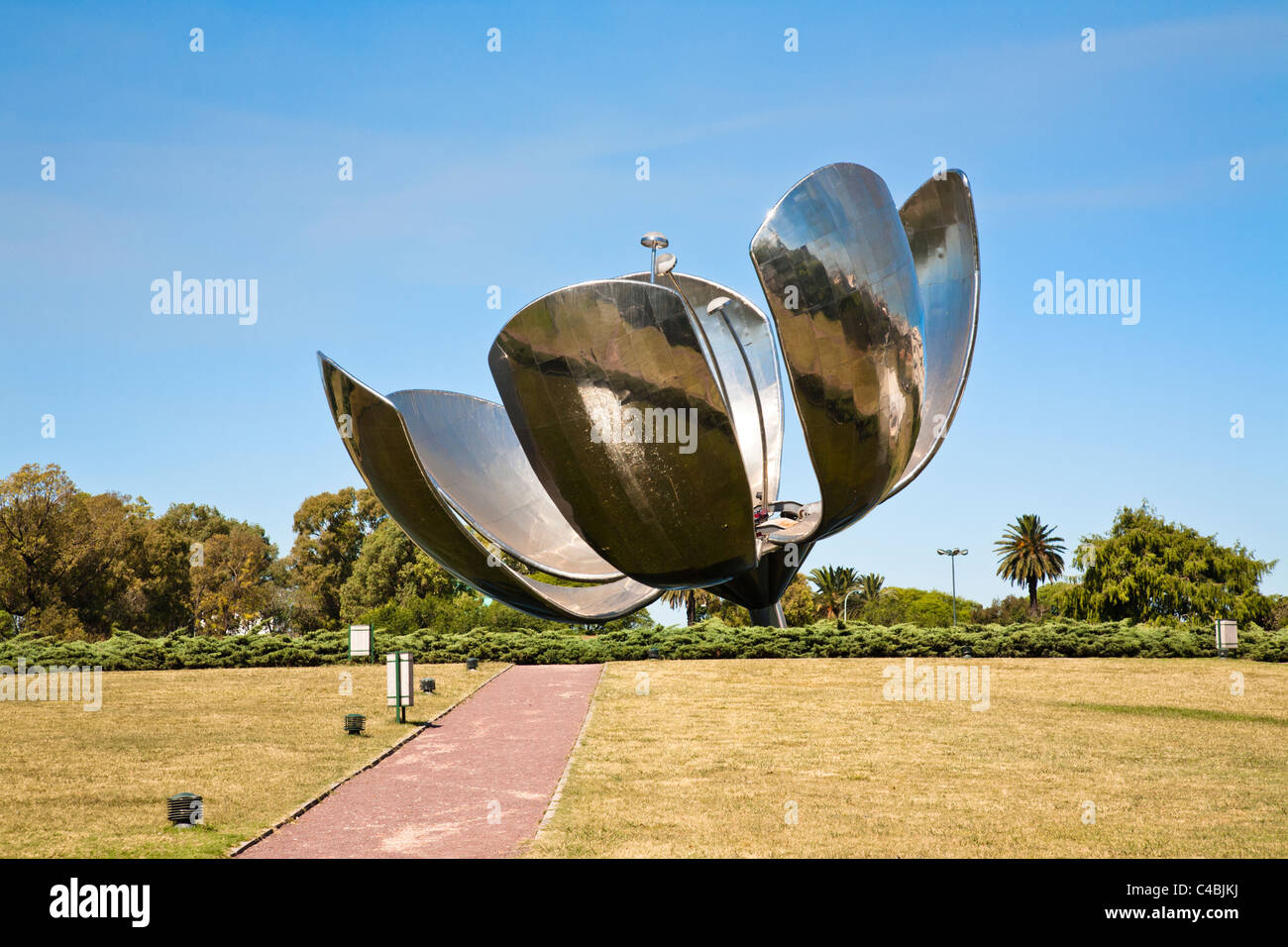 Floralis Generica by Eduardo Catalano, Buenos Aires, Argentina Stock ...