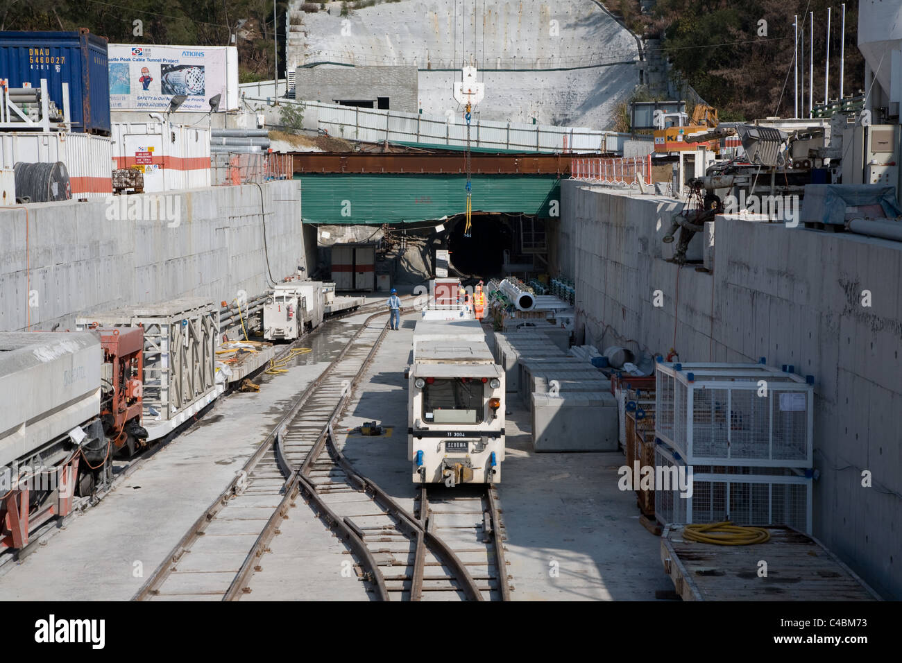 Tunnel boring hi-res stock photography and images - Alamy