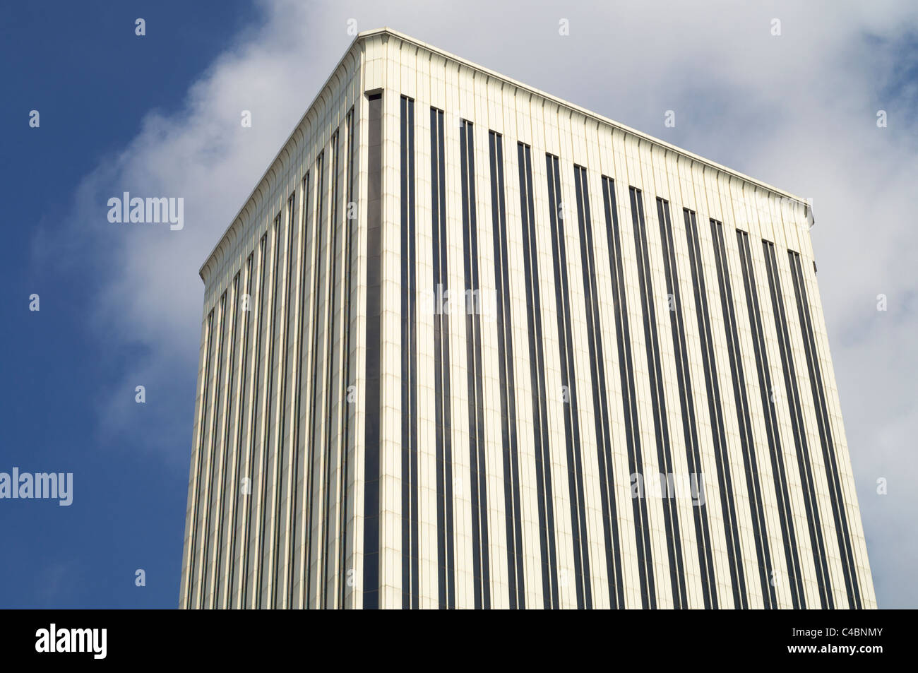 A skyscraper in madrid hi-res stock photography and images - Alamy