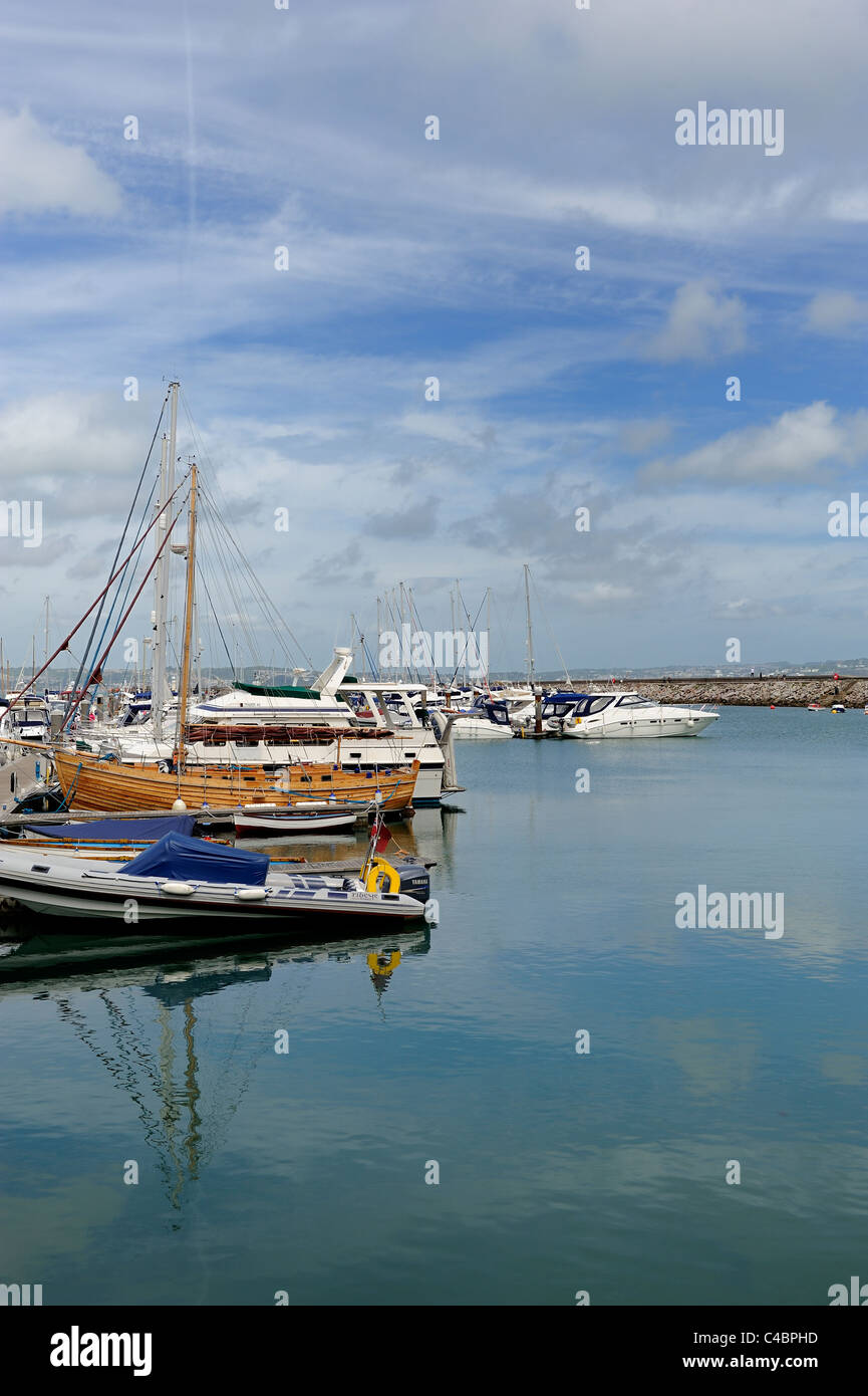 Brixham marina hi-res stock photography and images - Alamy