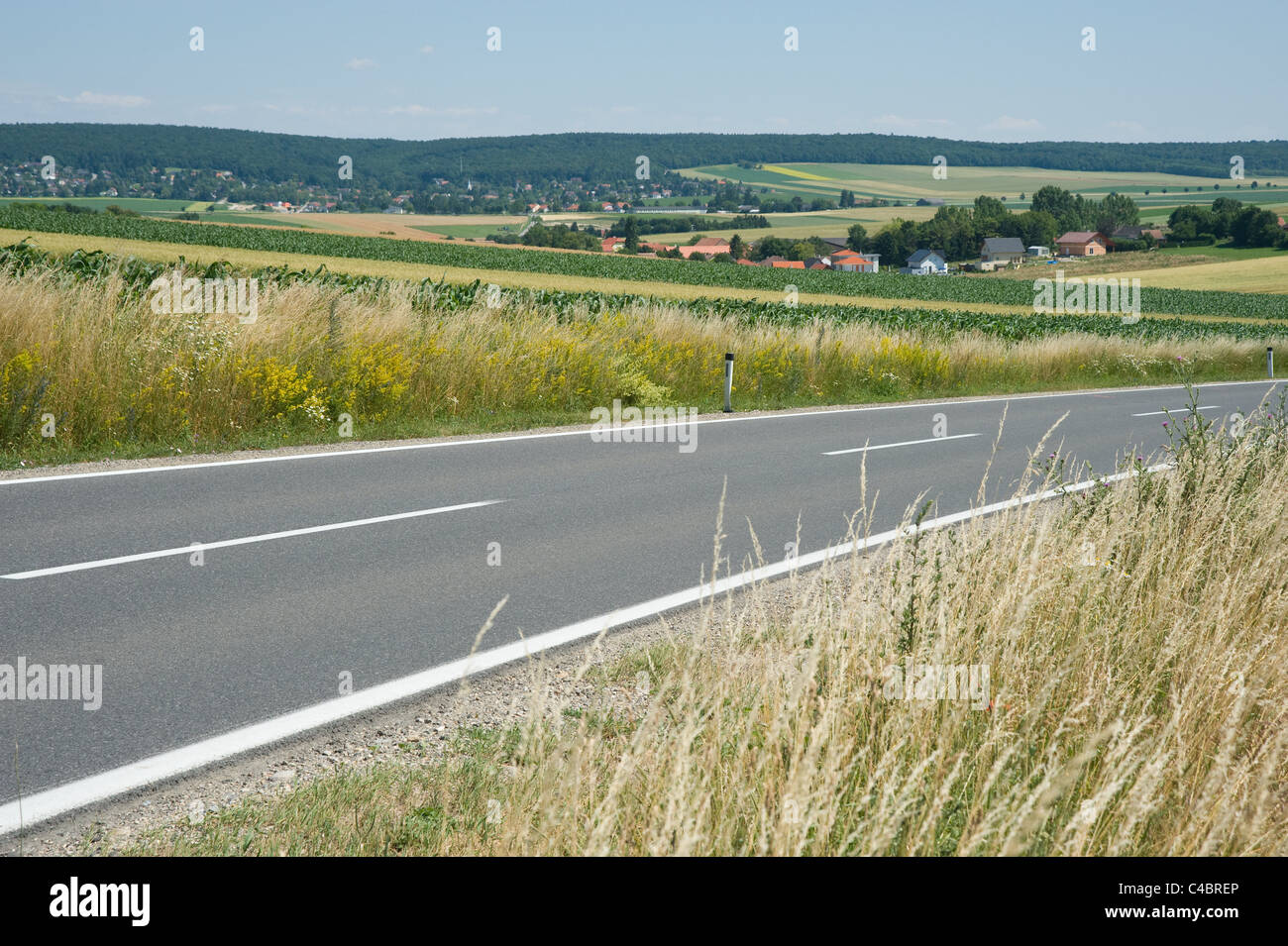 Austria field hi-res stock photography and images - Alamy