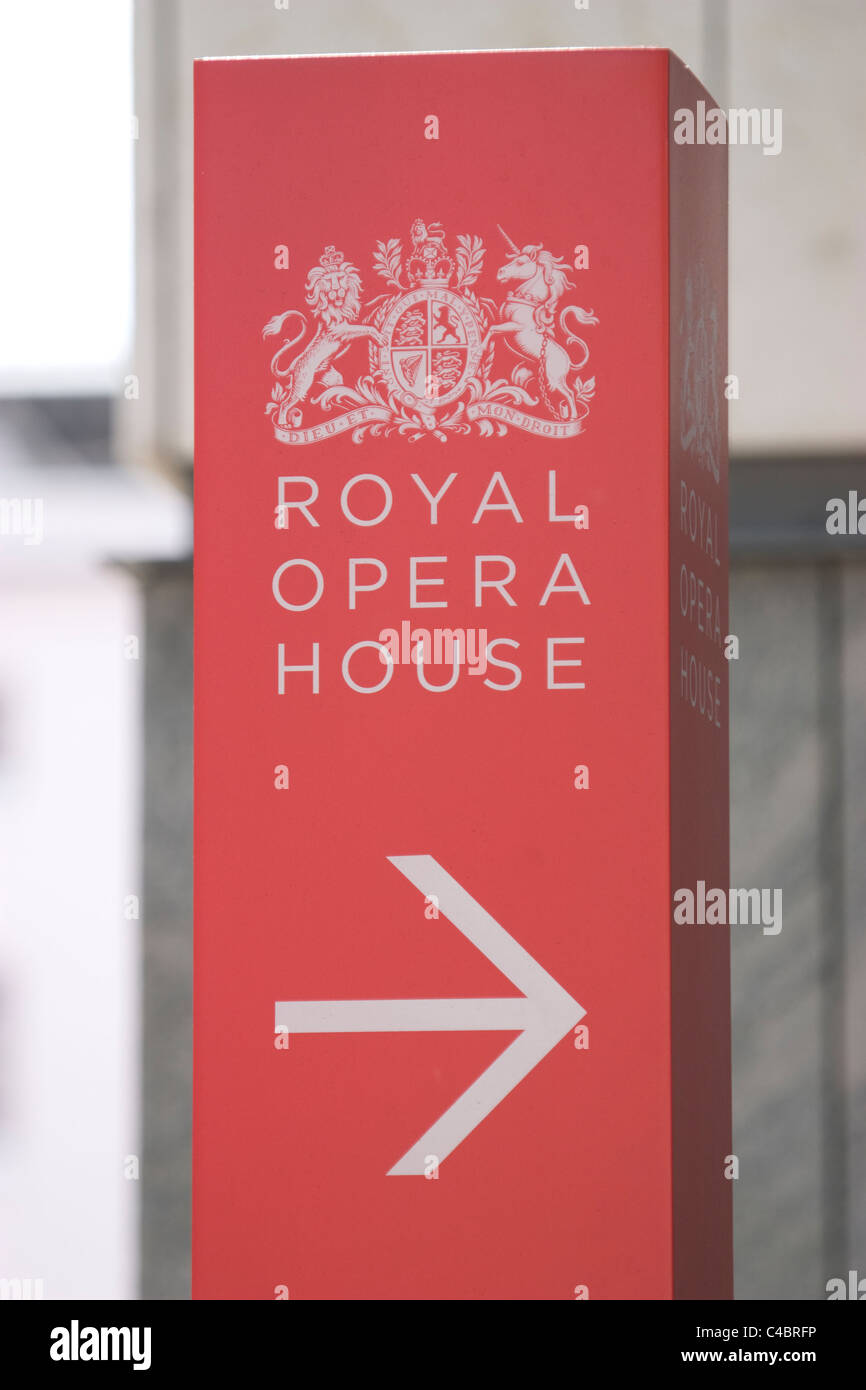 The royal opera house london hi-res stock photography and images - Alamy