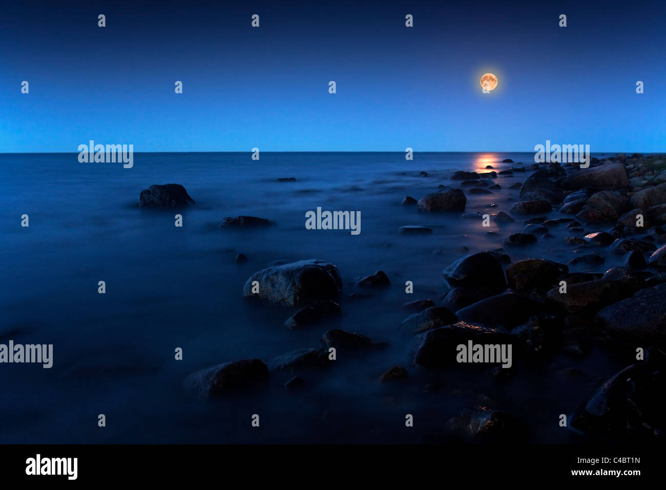 Romantic moonrise hi-res stock photography and images - Alamy