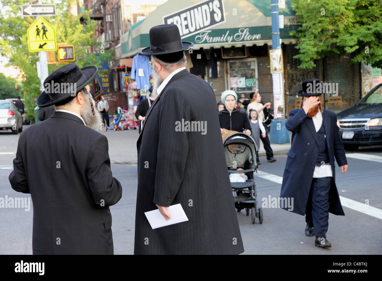 Jews hat hi-res stock photography and images - Alamy