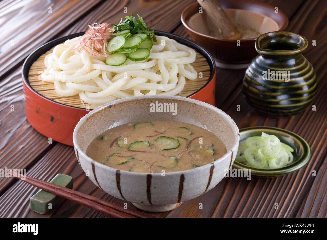 Cold udon hi-res stock photography and images - Alamy