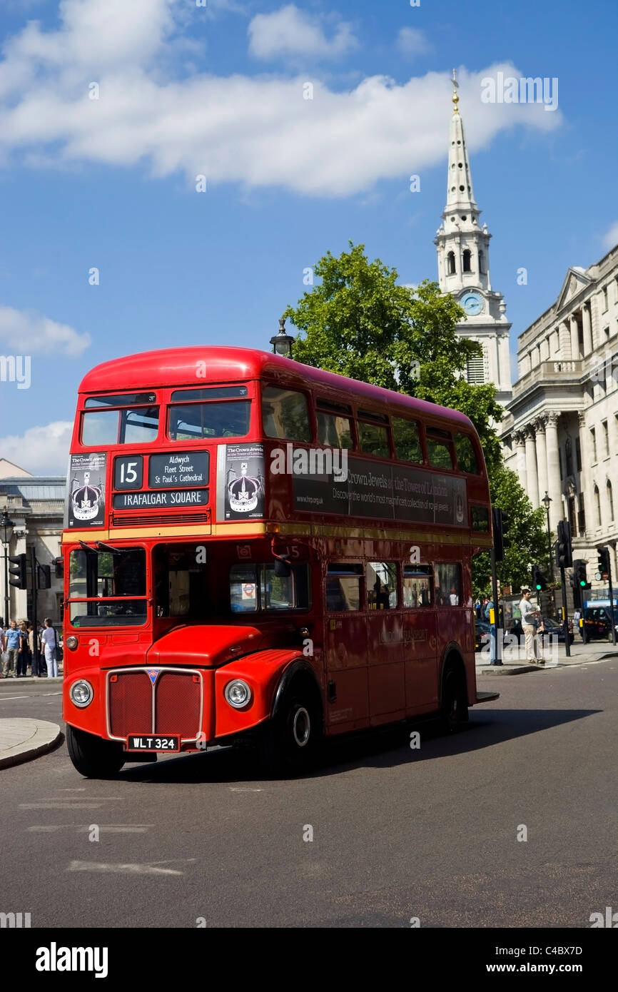 Routemaster Bus in Trafalgar Square London Stock Photo - Alamy