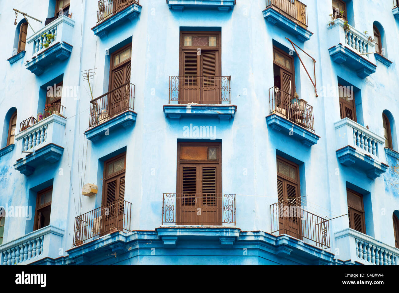 Colonial house in Havana, Cuba Stock Photo - Alamy