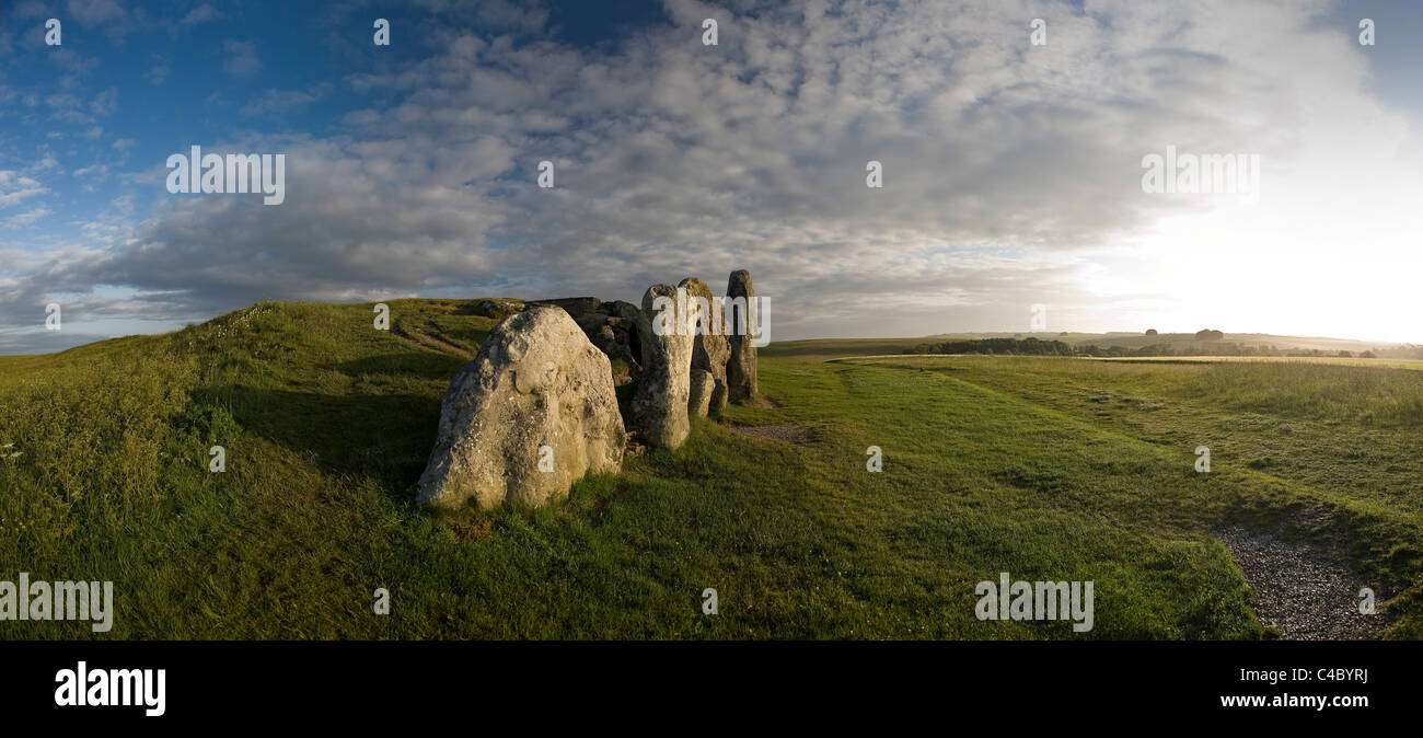 West kennett long barrow hi-res stock photography and images - Alamy
