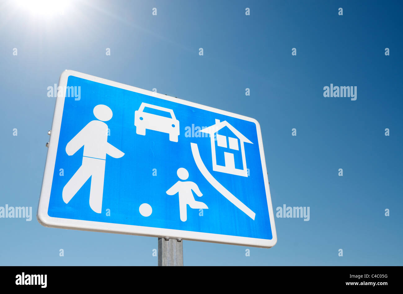 Home zone traffic sign hi-res stock photography and images - Alamy