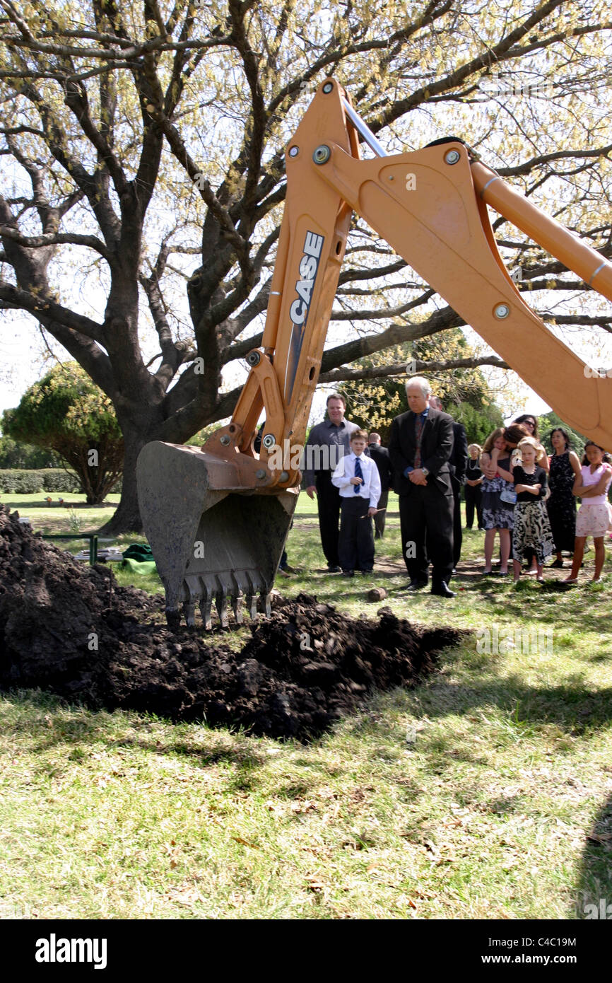 Burial grave hi-res stock photography and images - Alamy