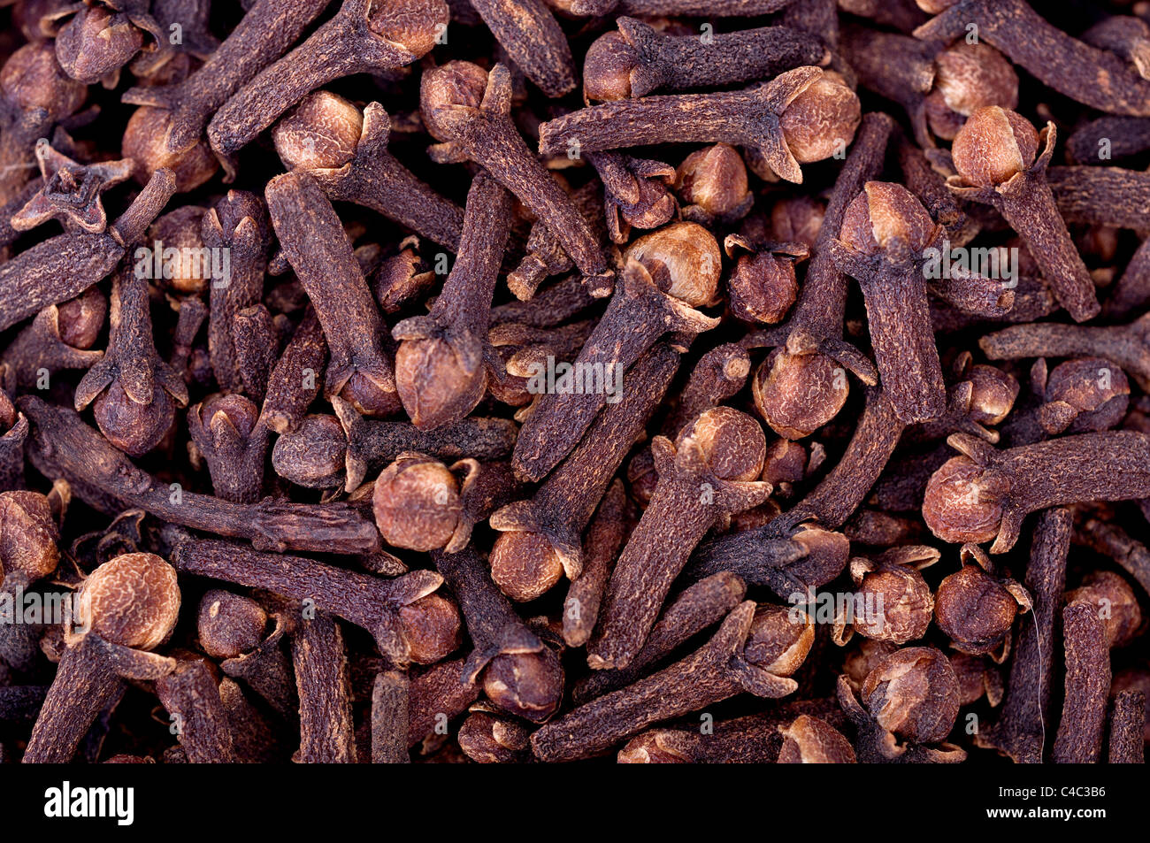 Cloves close-up background Stock Photo - Alamy