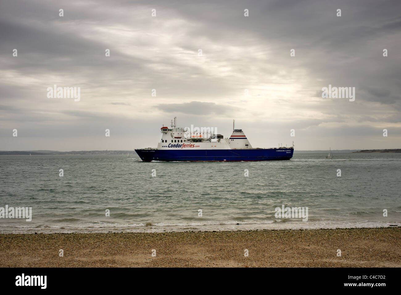 English channel ferry coast hi-res stock photography and images - Alamy