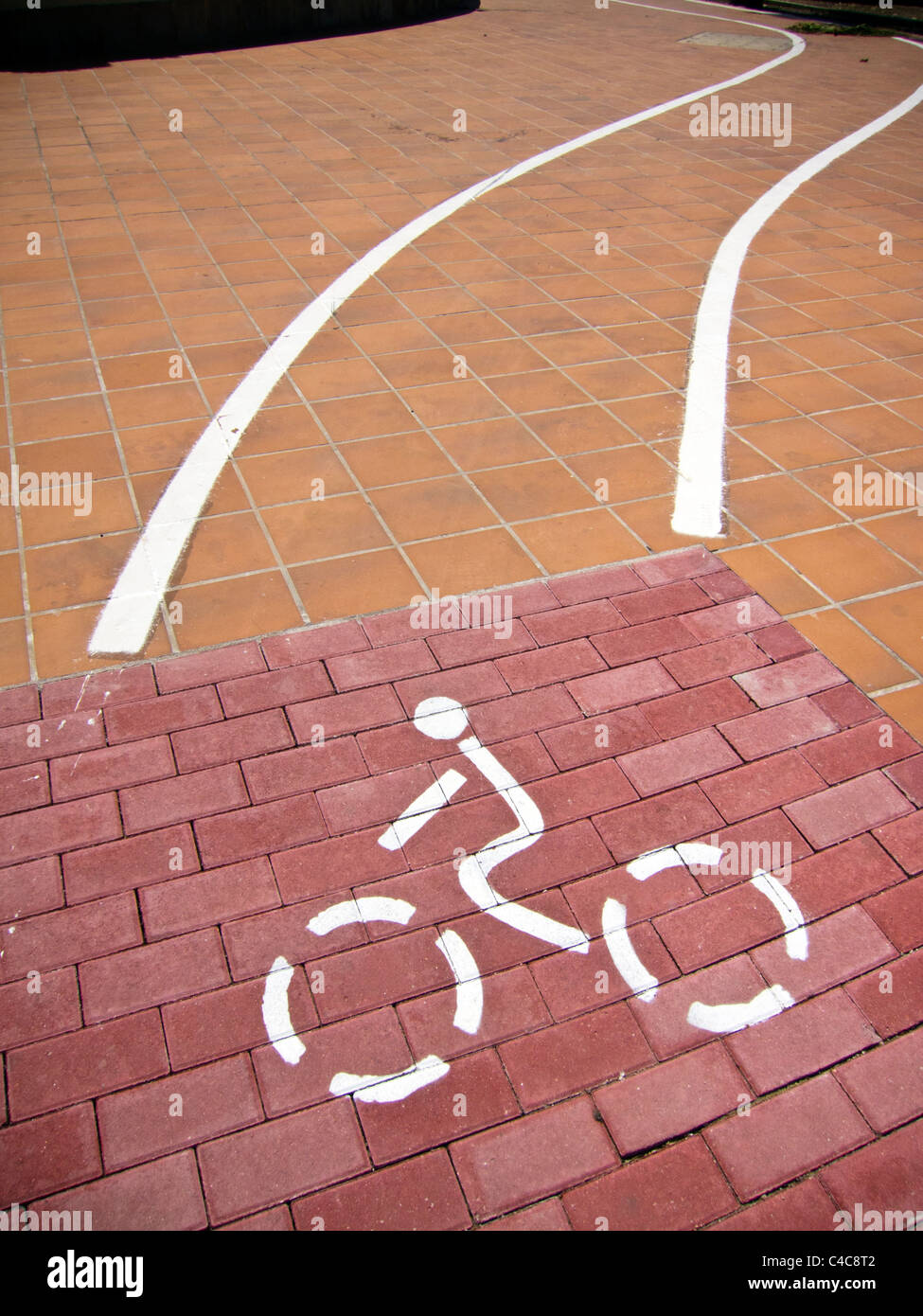 Cycle stencil hi-res stock photography and images - Alamy