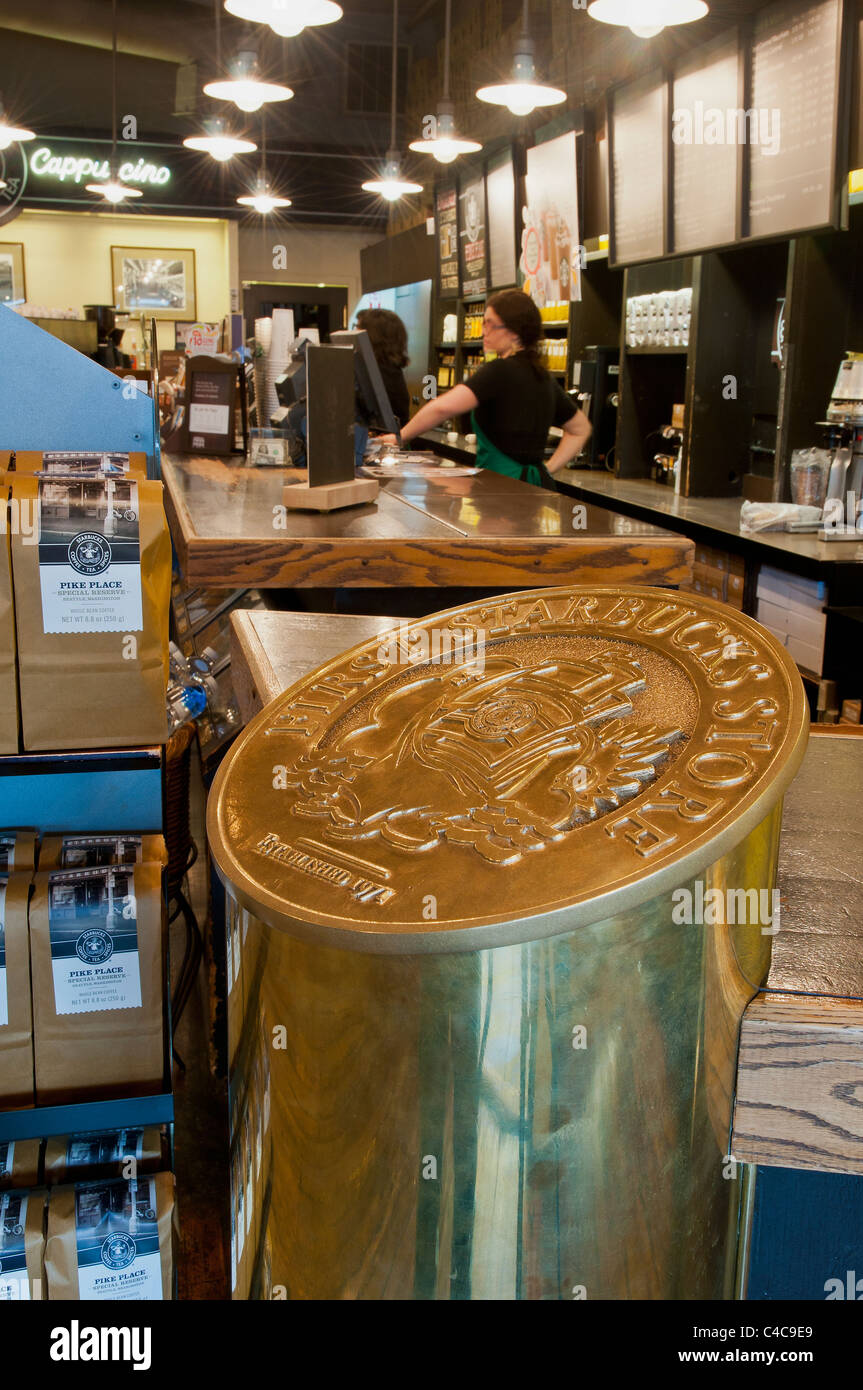 Original starbucks seattle High Resolution Stock Photography and Images ...
