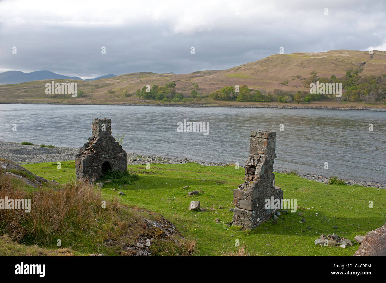 Derlict cottage gable ends Croggan, Loch Spelve, Isle of Mull SCO 7154 ...