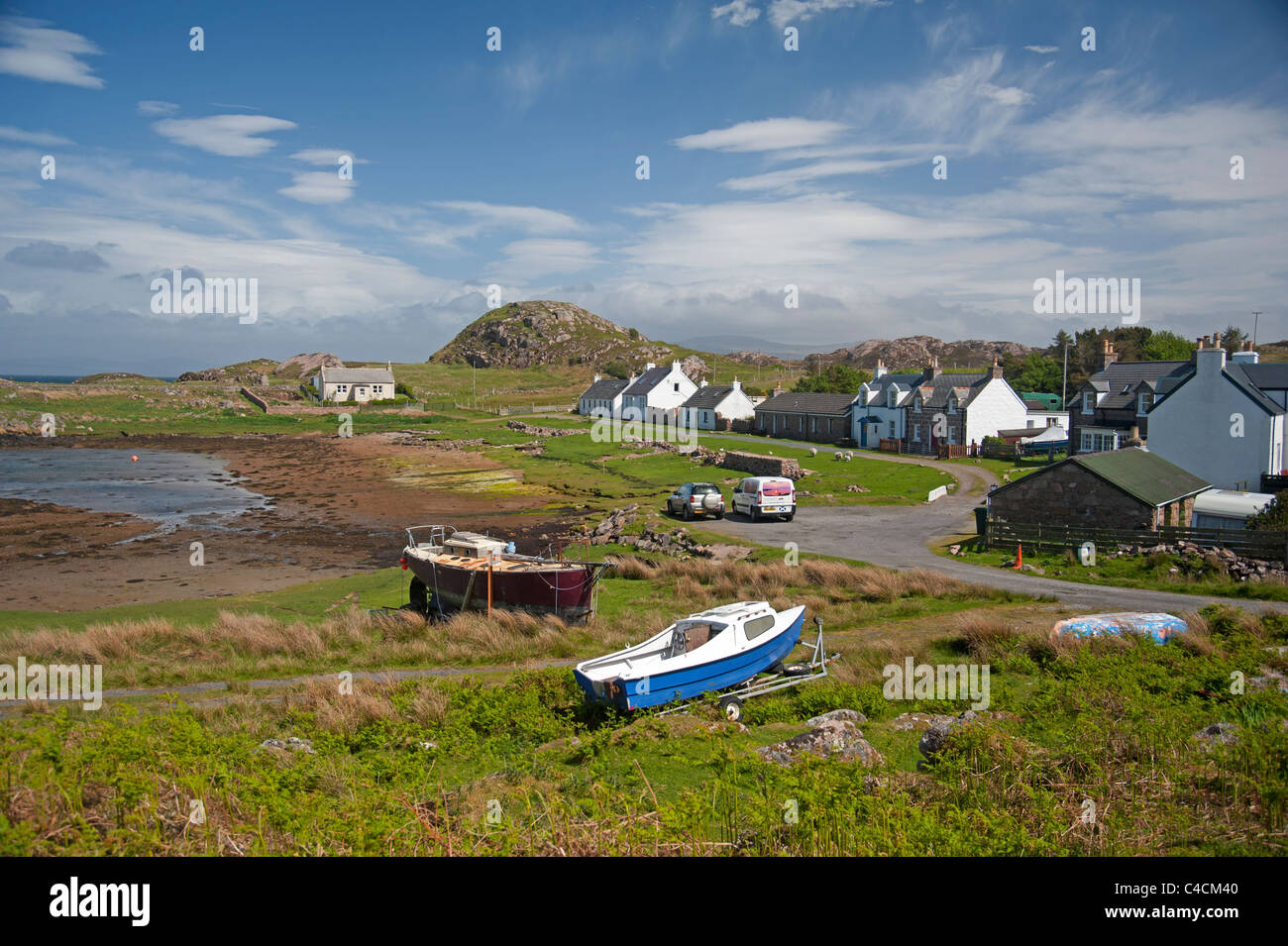 Quiet coastal hamlet kintra isle hi-res stock photography and images ...