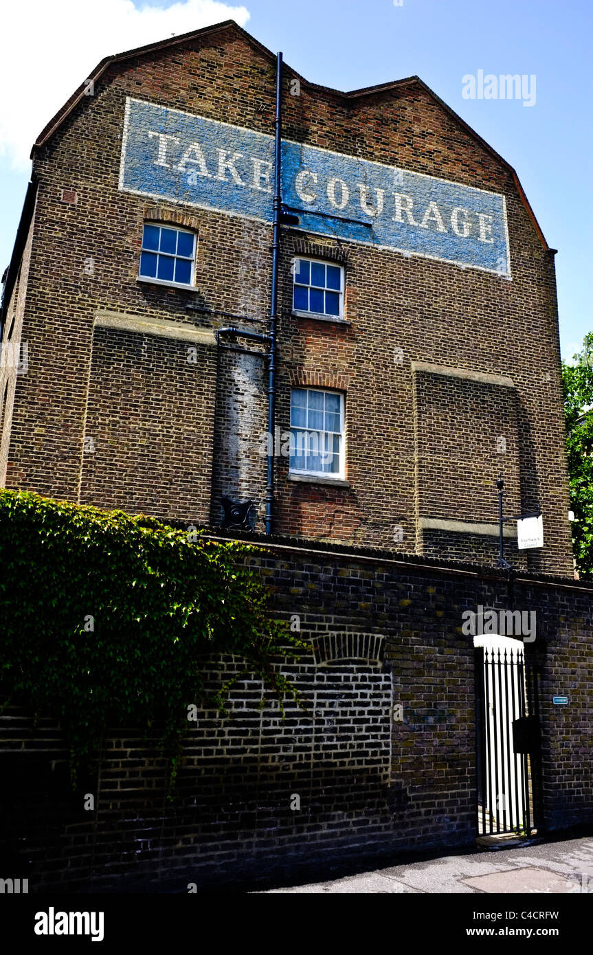 Courage brewery pub hi-res stock photography and images - Alamy