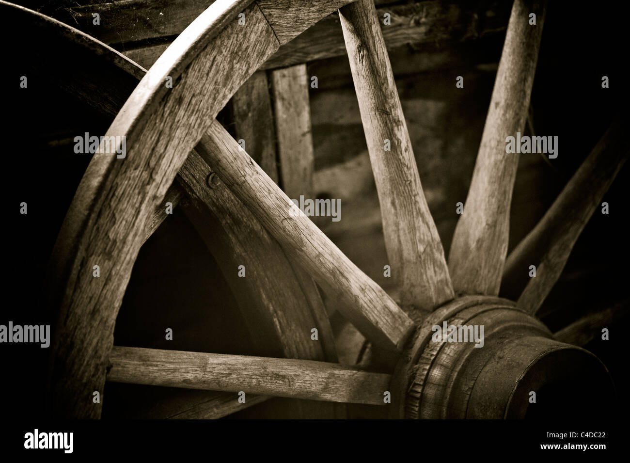Old historical wagon wheel hi-res stock photography and images - Alamy