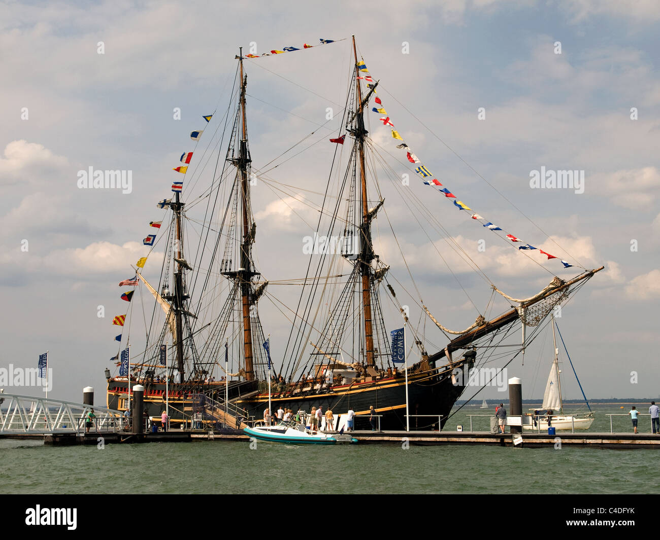Replica of hms bounty hi-res stock photography and images - Alamy