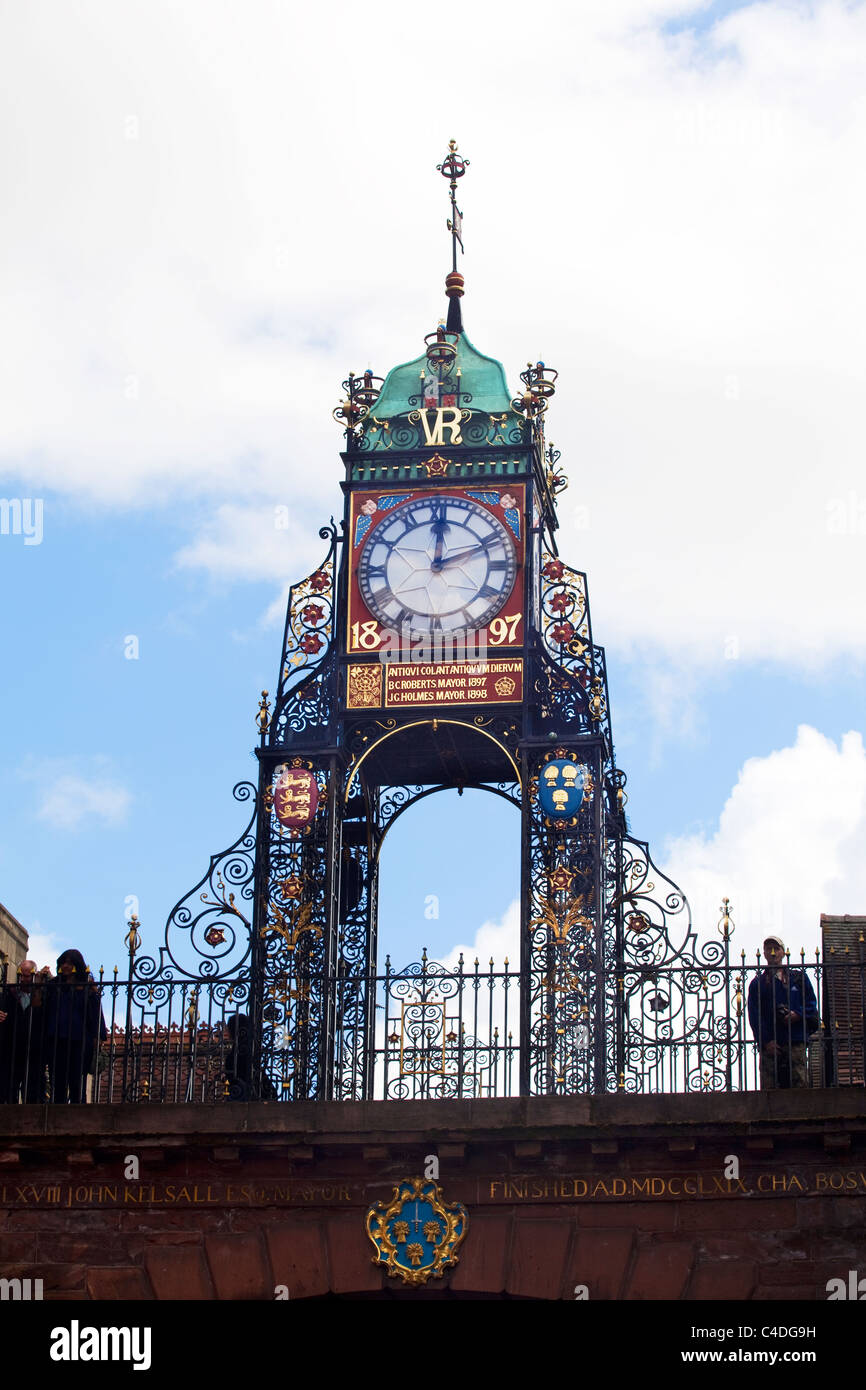 Iron gate clock hi-res stock photography and images - Alamy