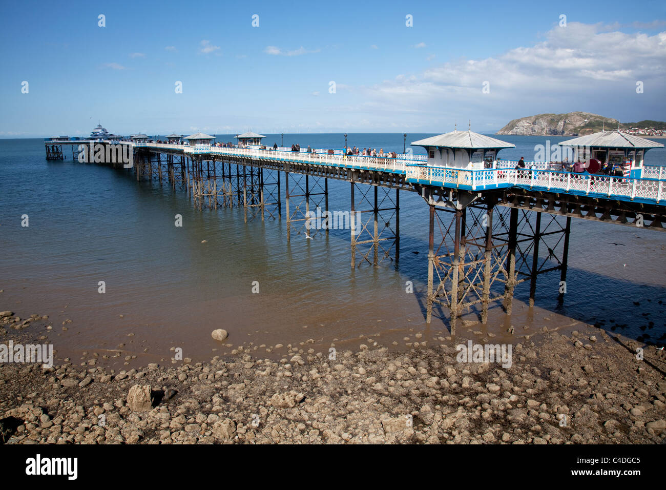 Amusements llandudno pier hi-res stock photography and images - Alamy