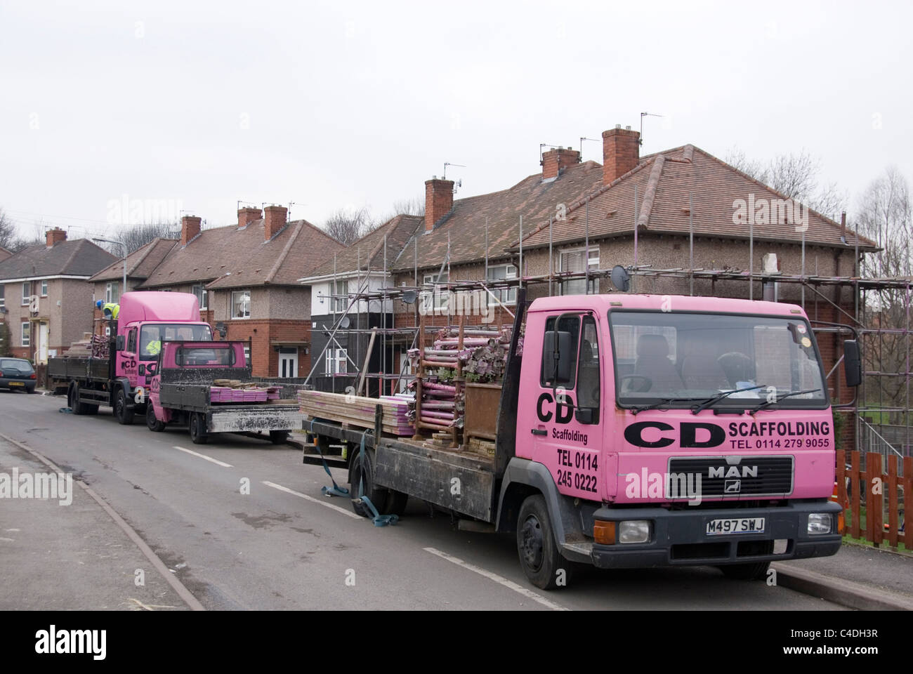 Pink Lorries Scaffolding Trucks Parked Outside Homes, Re Roofing ACIS ...