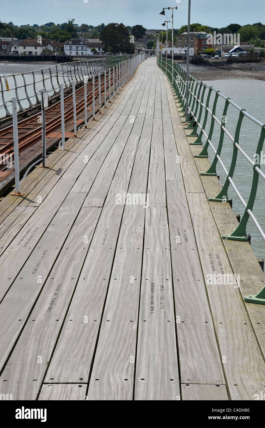 hythe pier hampshire Stock Photo - Alamy