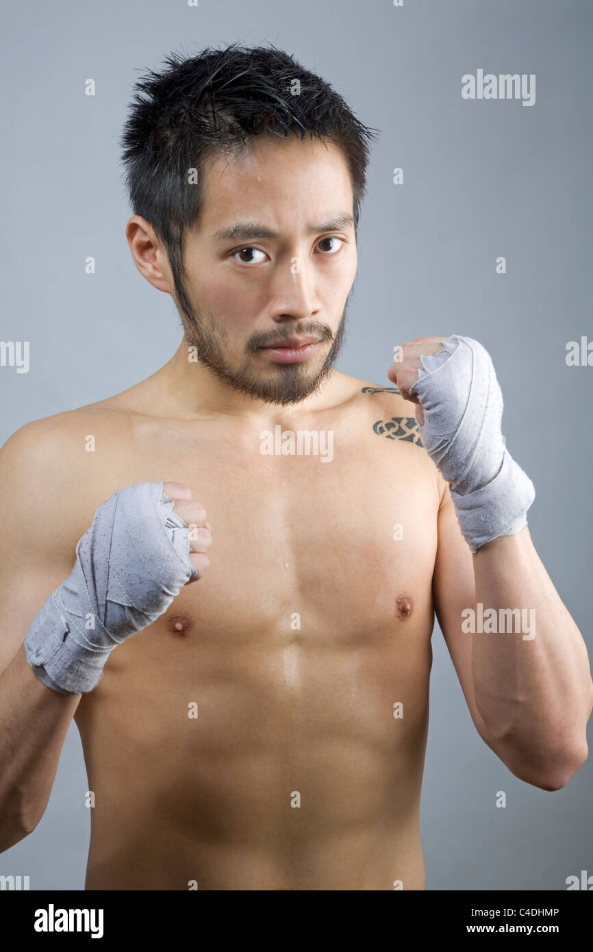 Box boxer chinese boxer fight hi-res stock photography and images - Alamy