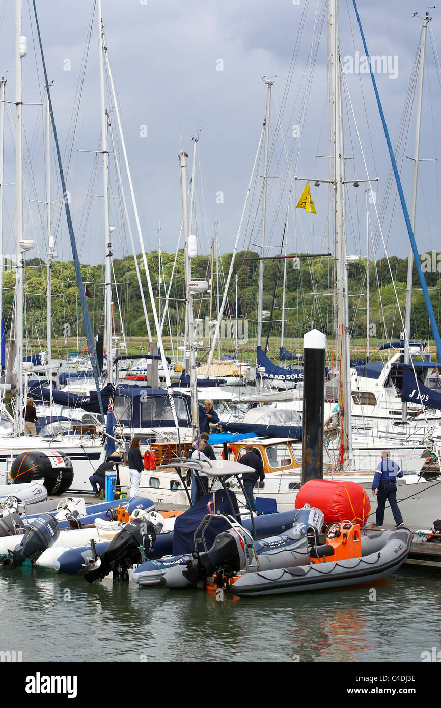 Hamble yacht club hi-res stock photography and images - Alamy