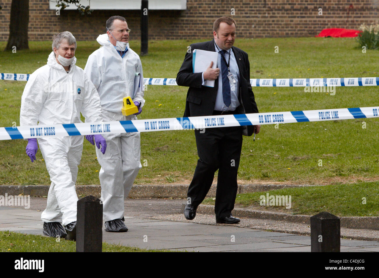 Scene of detective shooting hi-res stock photography and images - Alamy