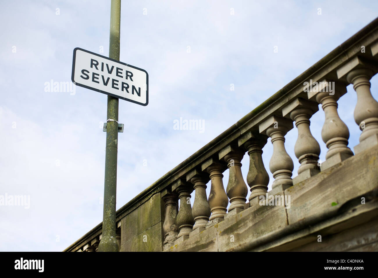 River severn sign hi-res stock photography and images - Alamy