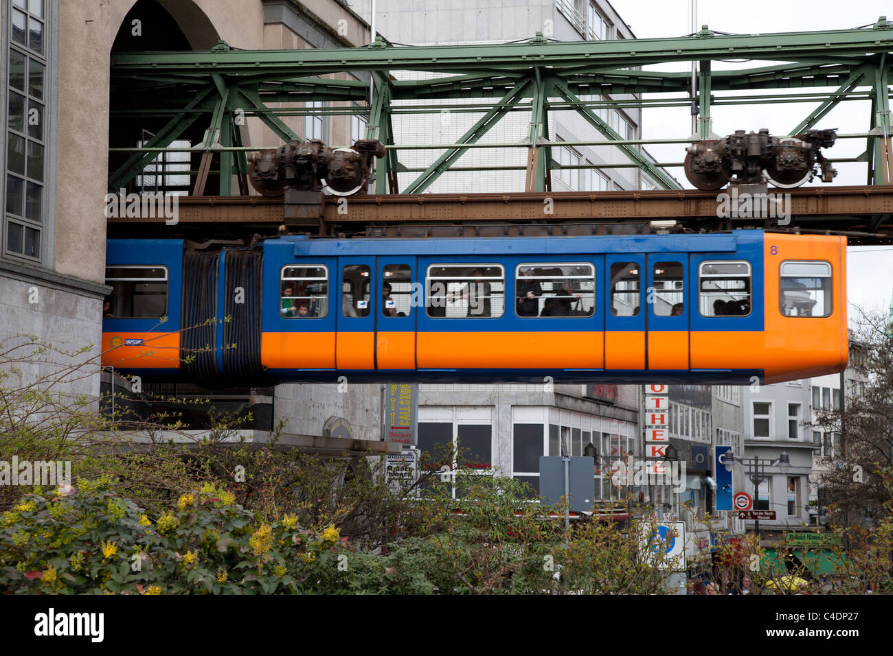 Aerial cable railway hi-res stock photography and images - Alamy