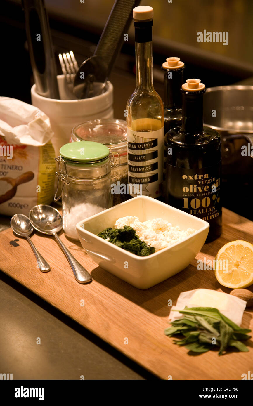 Jamie oliver kitchen hi-res stock photography and images - Alamy
