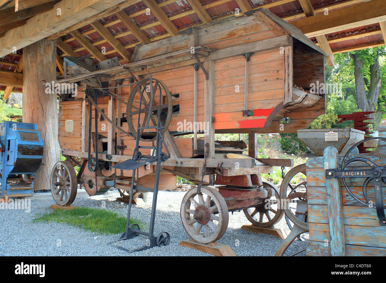 Old tresher hi-res stock photography and images - Alamy