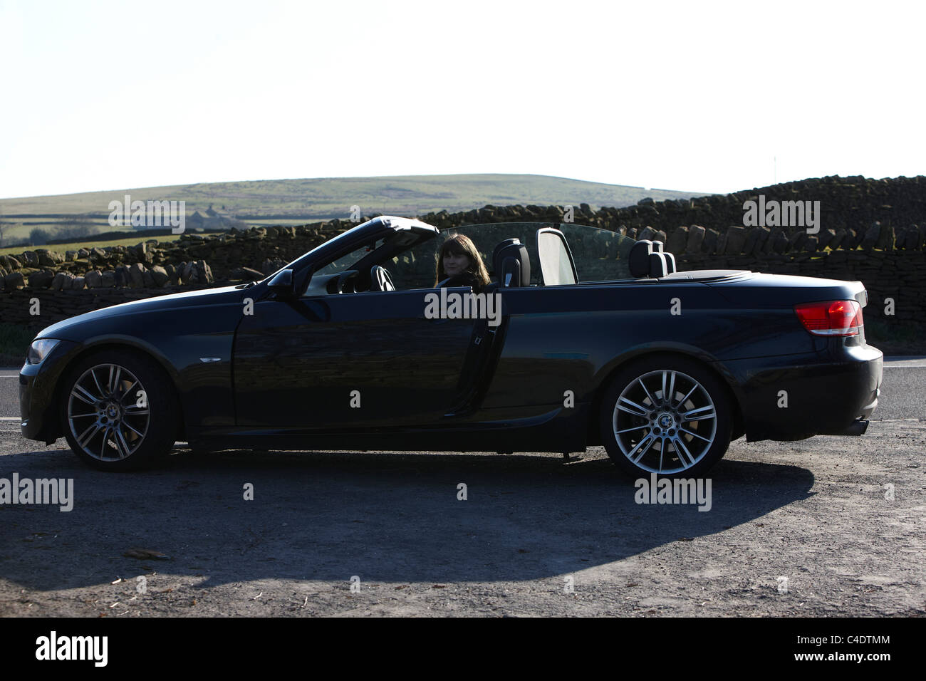 Bmw 325i convertible hi-res stock photography and images - Alamy