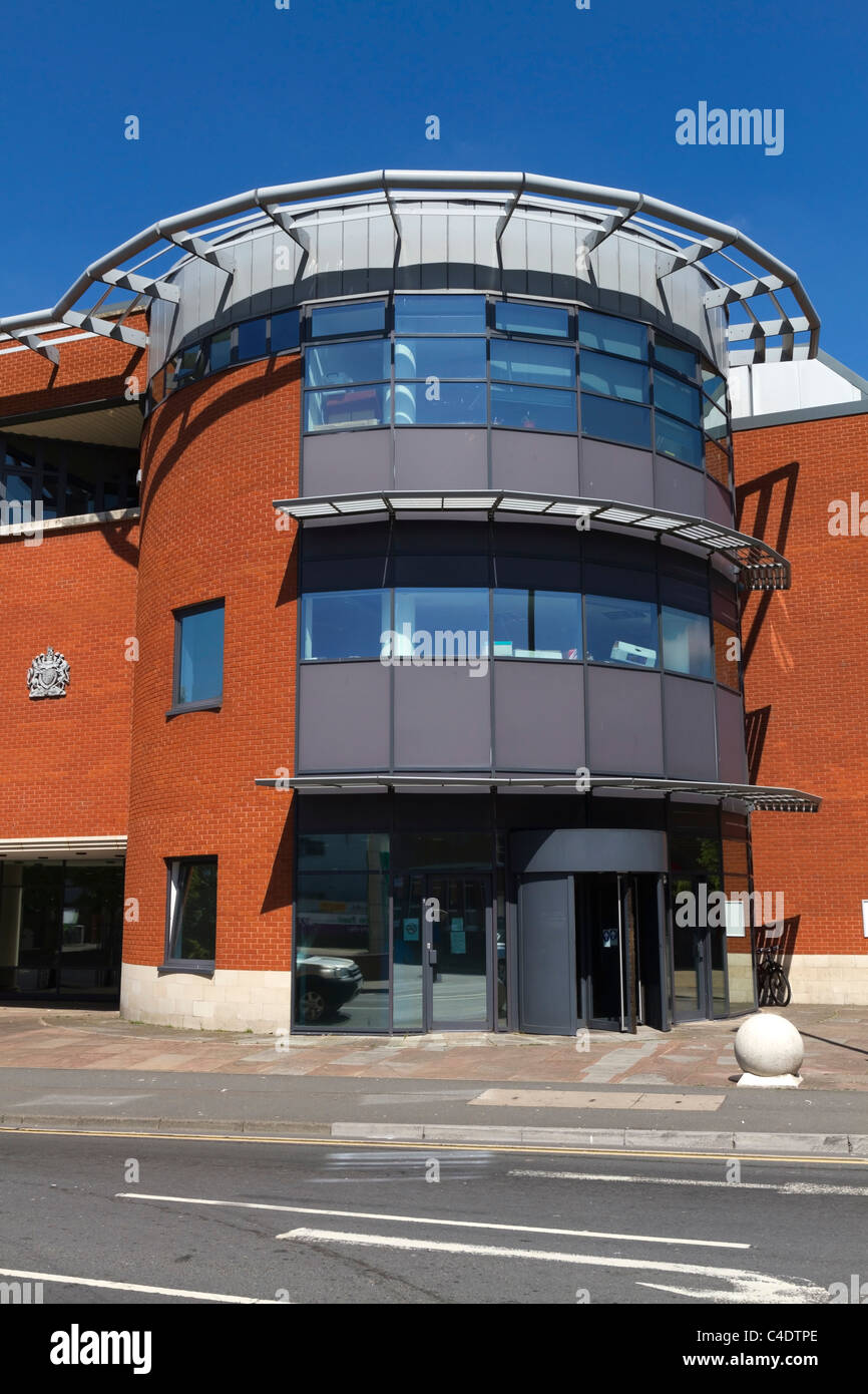 Worcester Magistrates Court Stock Photo - Alamy