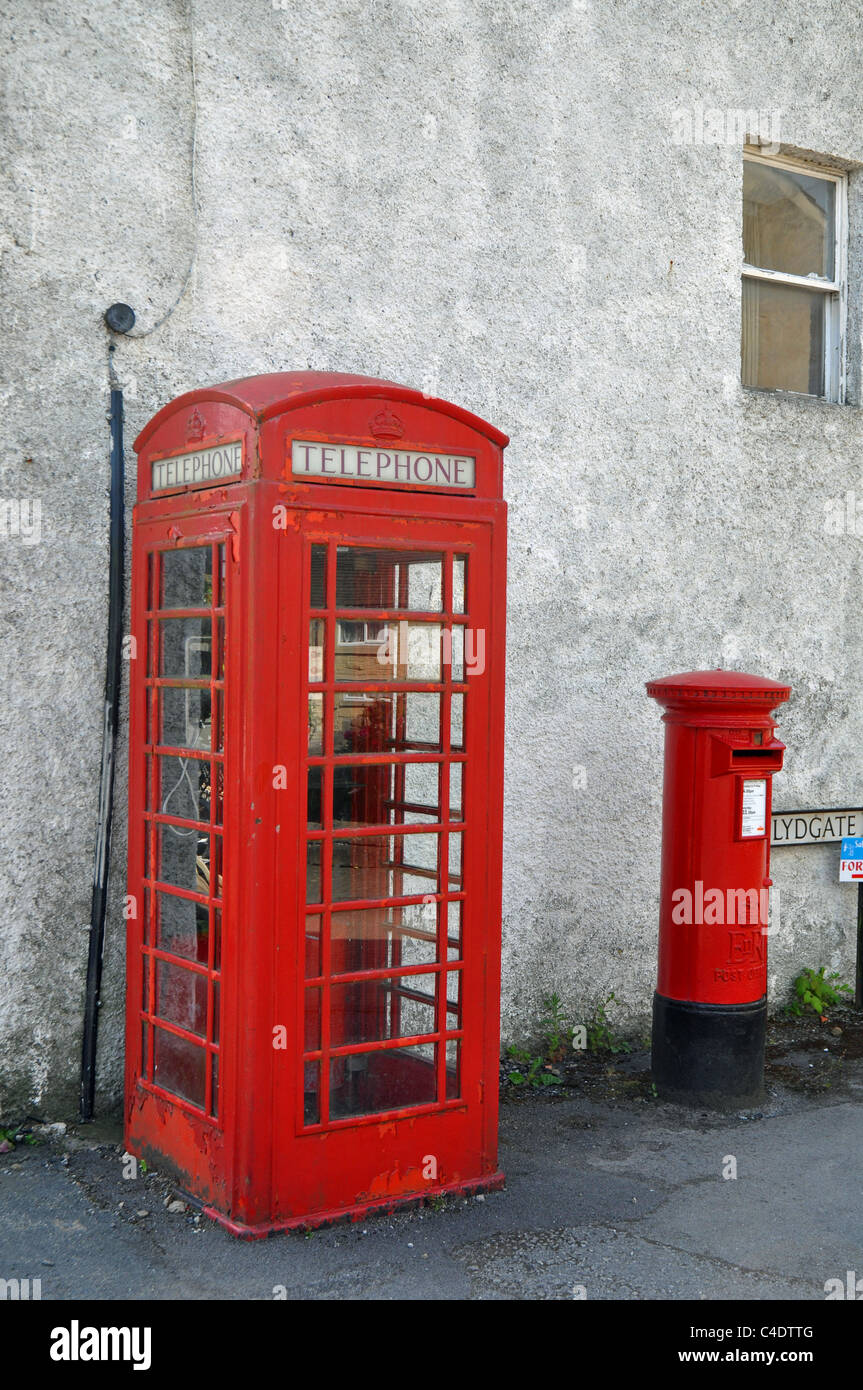 Village phone box hi-res stock photography and images - Alamy