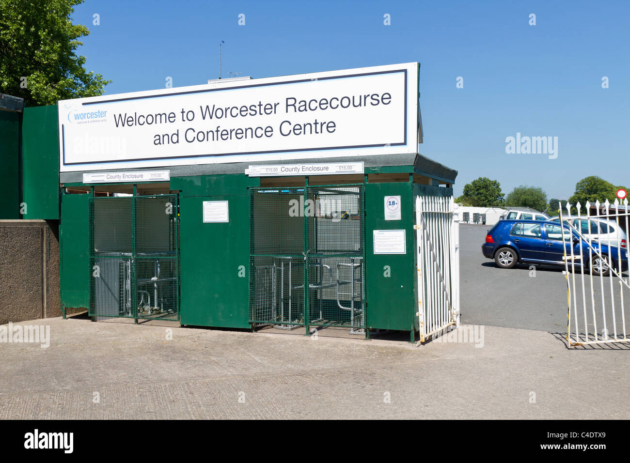 Worcester racecourse hi-res stock photography and images - Alamy