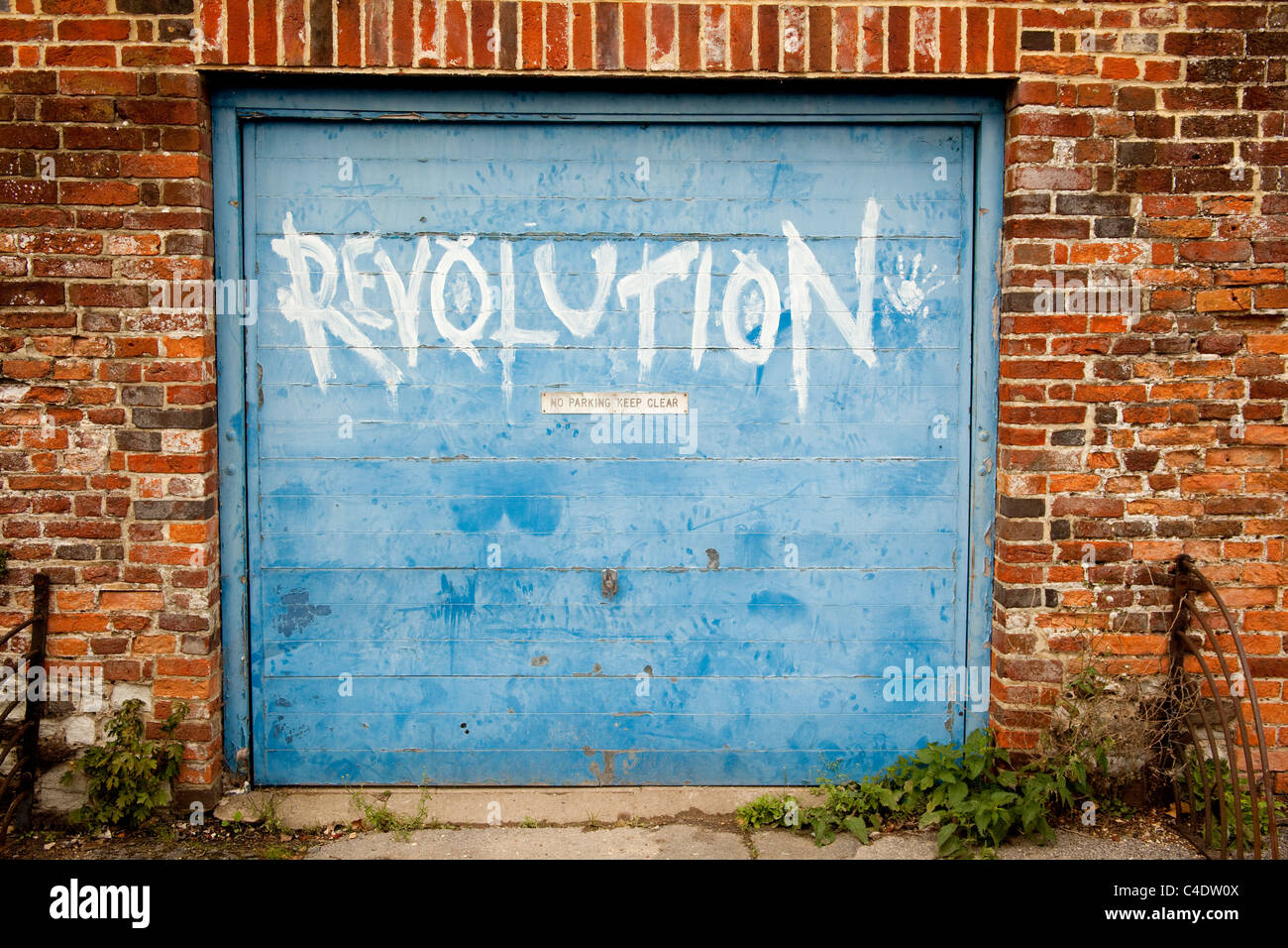 Daubed with white and blue hi-res stock photography and images - Alamy