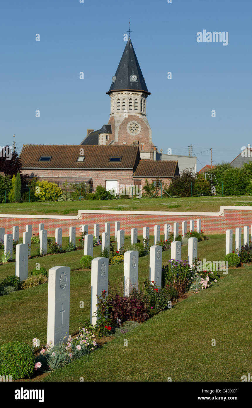 Fromelles (Pheasant Wood) Military Cemetery Stock Photo - Alamy