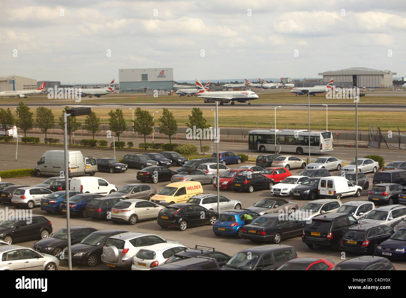 British Airways Airbus A320 Aeroplane at London Heathrow Airport car ...